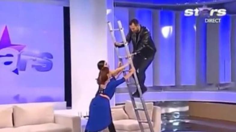 Watch This Romanian Tv Presenters Awkward Post Fall Attitude Al