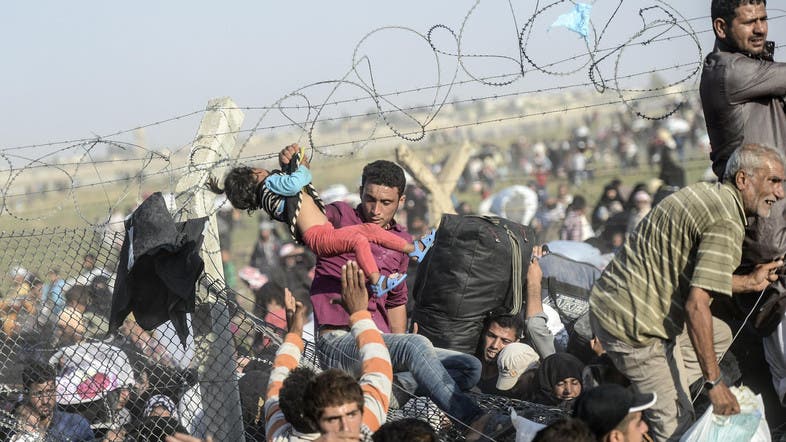 Syrian Refugees Fleeing Tal Abyad Cross Into Turkey Al Arabiya English
